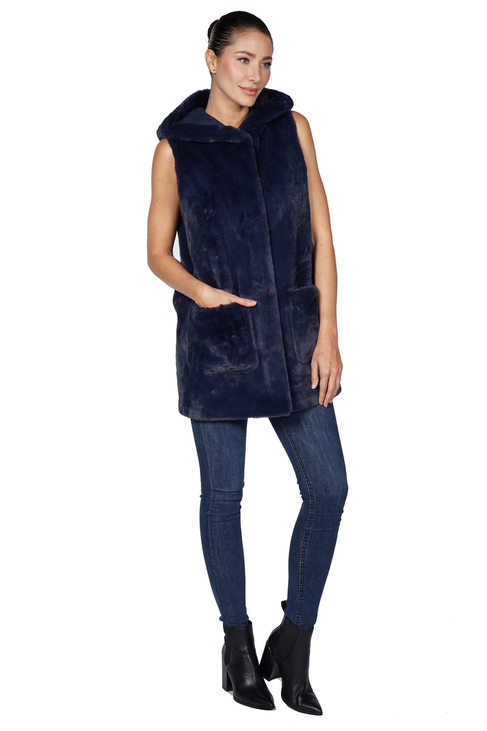 70% OFF Carl Faux Fur - Love Token – Love Token US